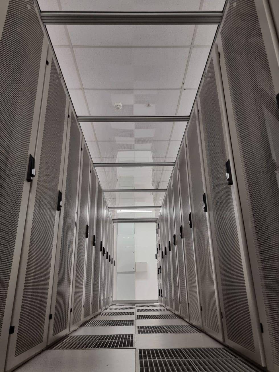 Data Centre Floor Tiles: What are they? | EziBlank