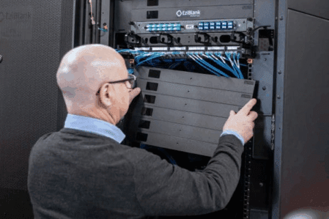 Server Rack vs Network Rack: Key Differences Explained